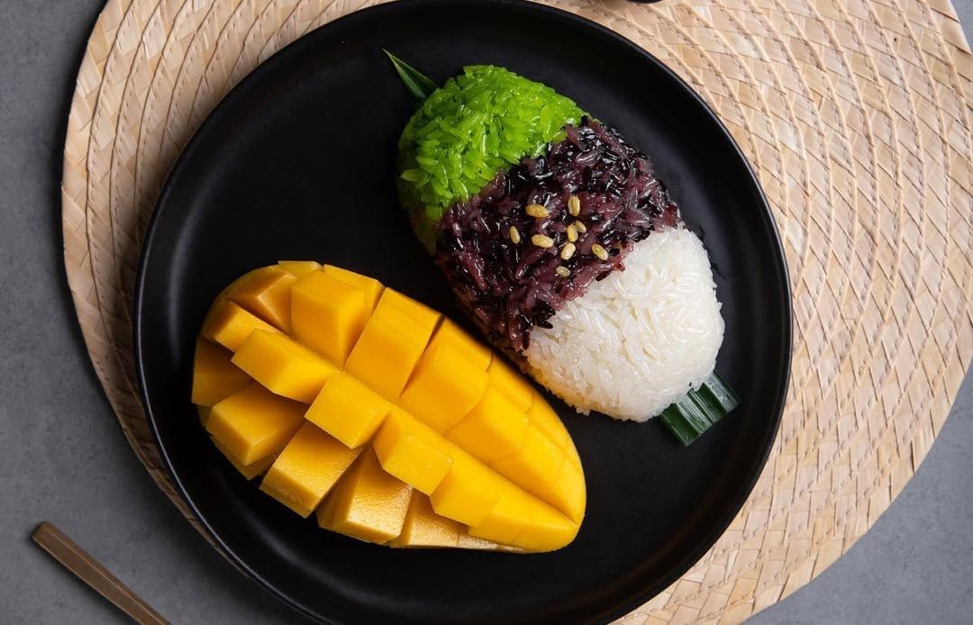 7 street food stalls for the best mango sticky rice in Bangkok ...
