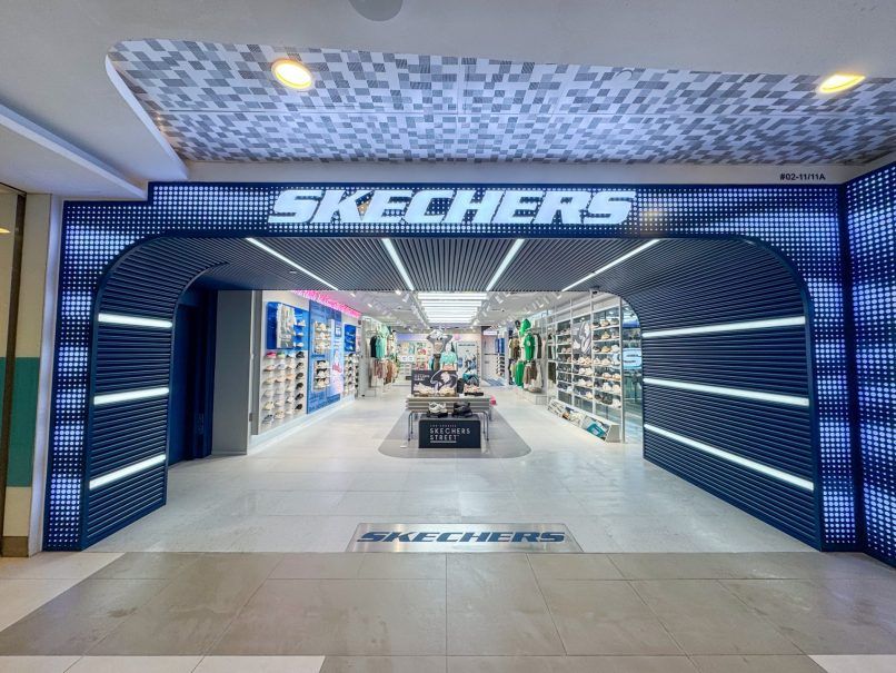 How to meet MINNIE of i-dle at Skechers Bugis Junction Singapore in ...