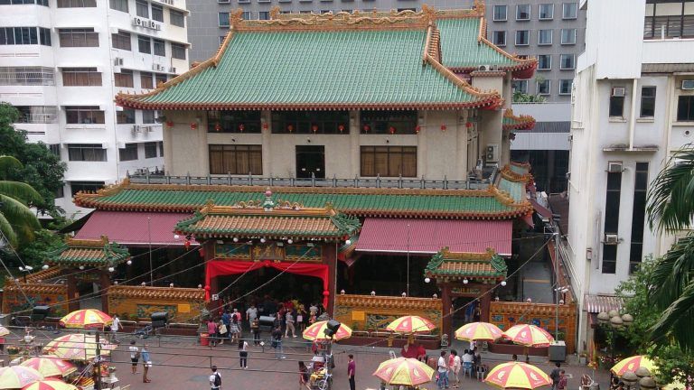 9 beautiful monasteries and Buddhist temples in Singapore to find zen ...