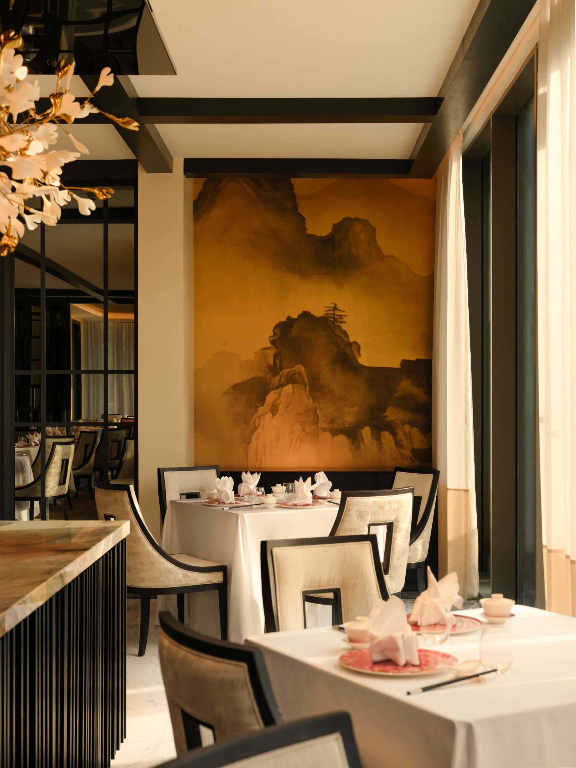 Raffles Sentosa Singapore's Royal China crafts exquisite Cantonese fare
