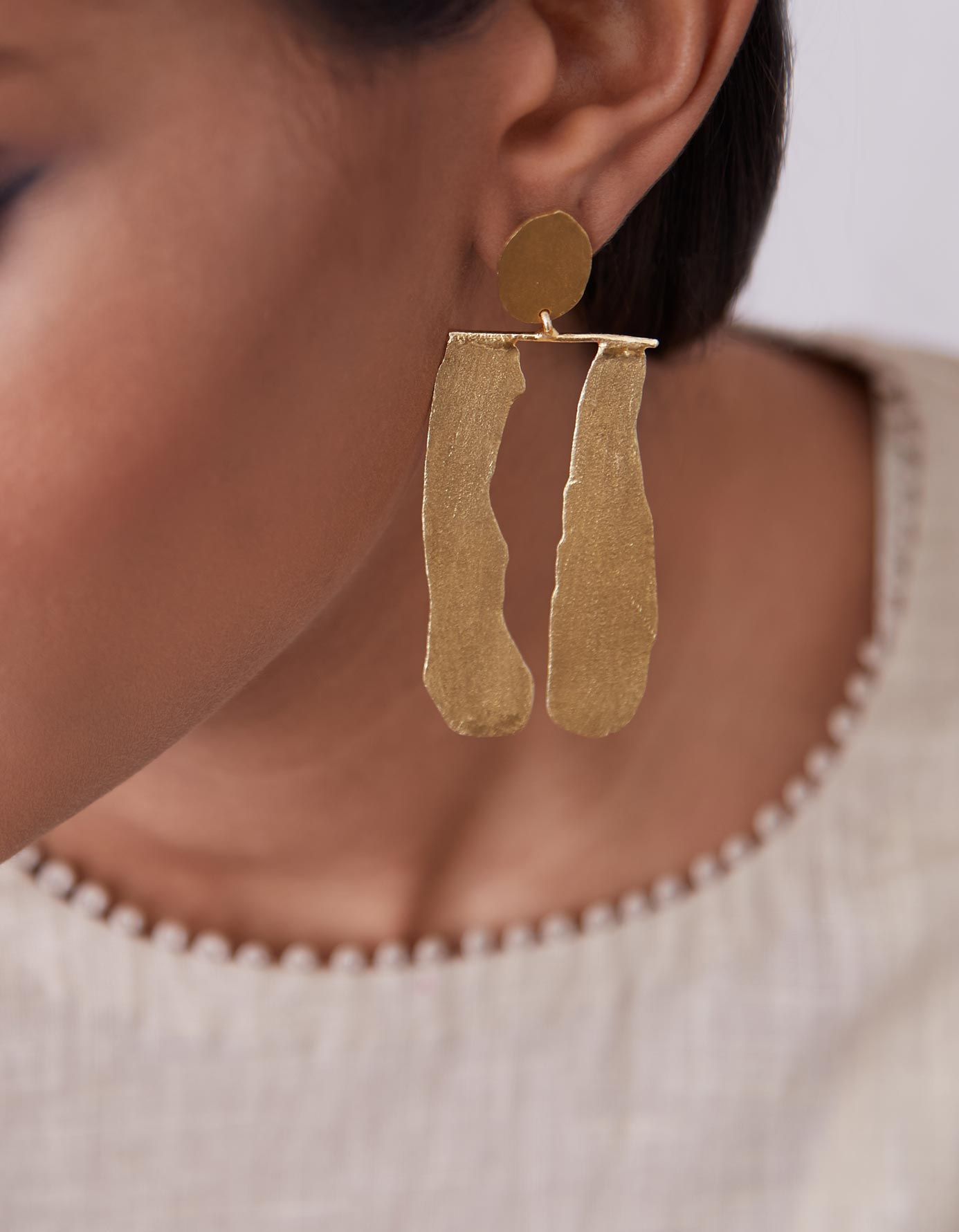 5 best minimal jewellery brands in India that need to be on your radar