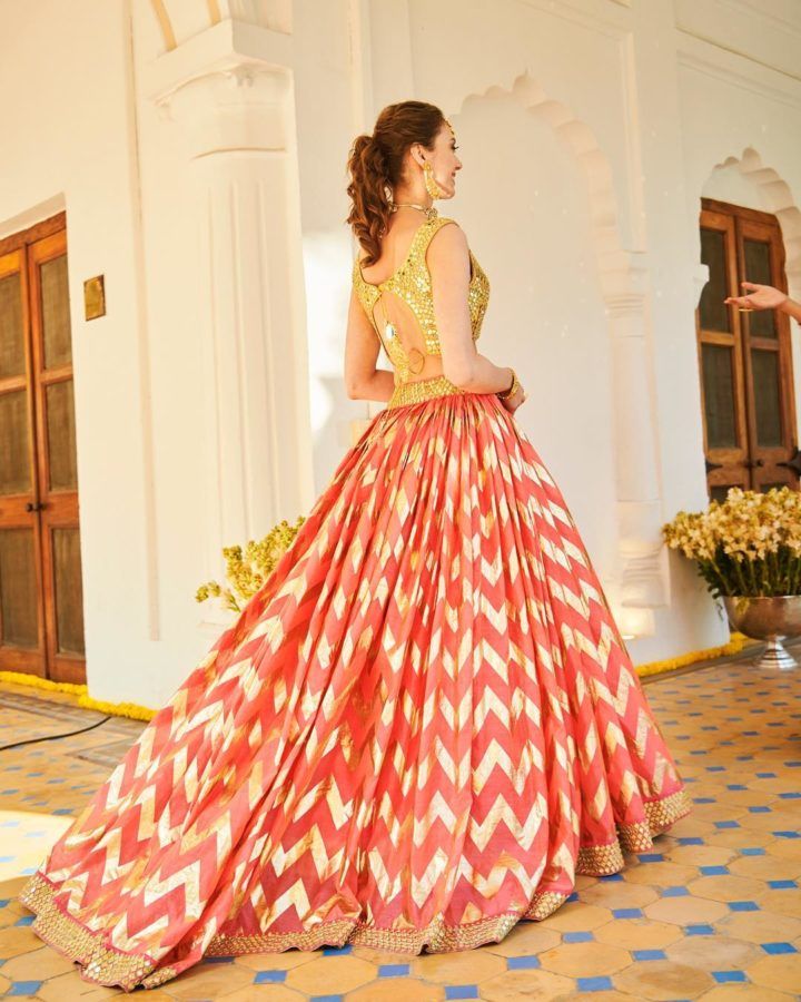 Lightweight lehenga trends that you need to bookmark right now