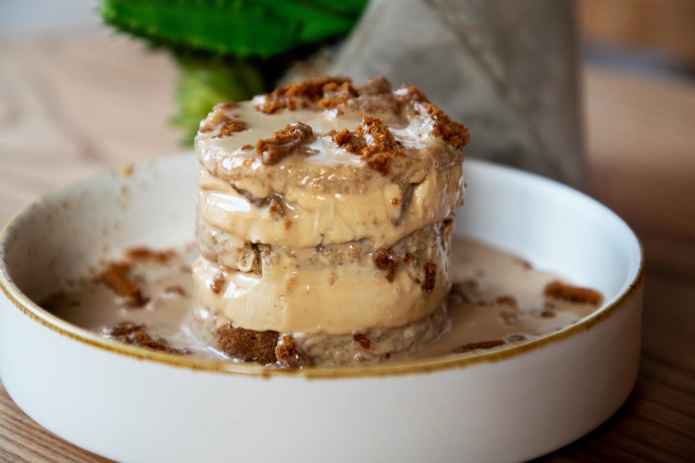 Review: Bastian brings its bandra suave to a grand Greek hall in Worli