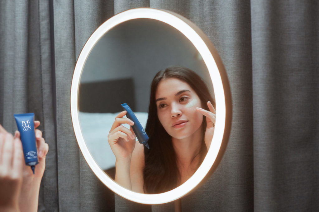 Guide To Daily Skin Care Routine With Correct Steps