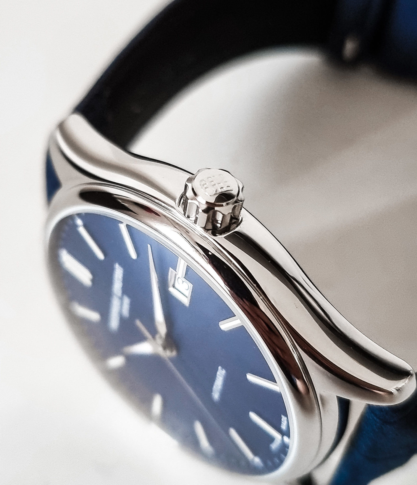 LSA Reviews: The new Frederique Constant Classics Index Automatic