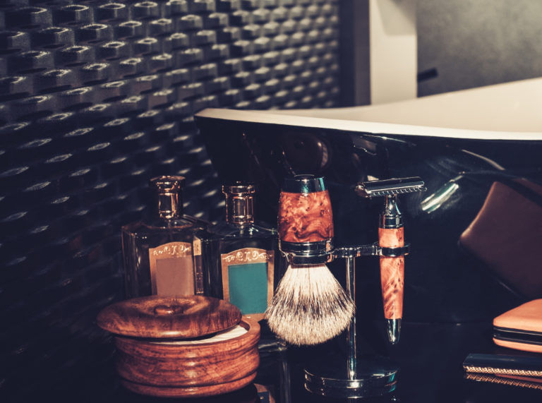 A grooming expert tells you how to clean shave like an absolute pro