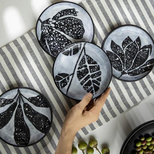 11 Beautiful plates to spruce up your tabletop and walls this Diwali