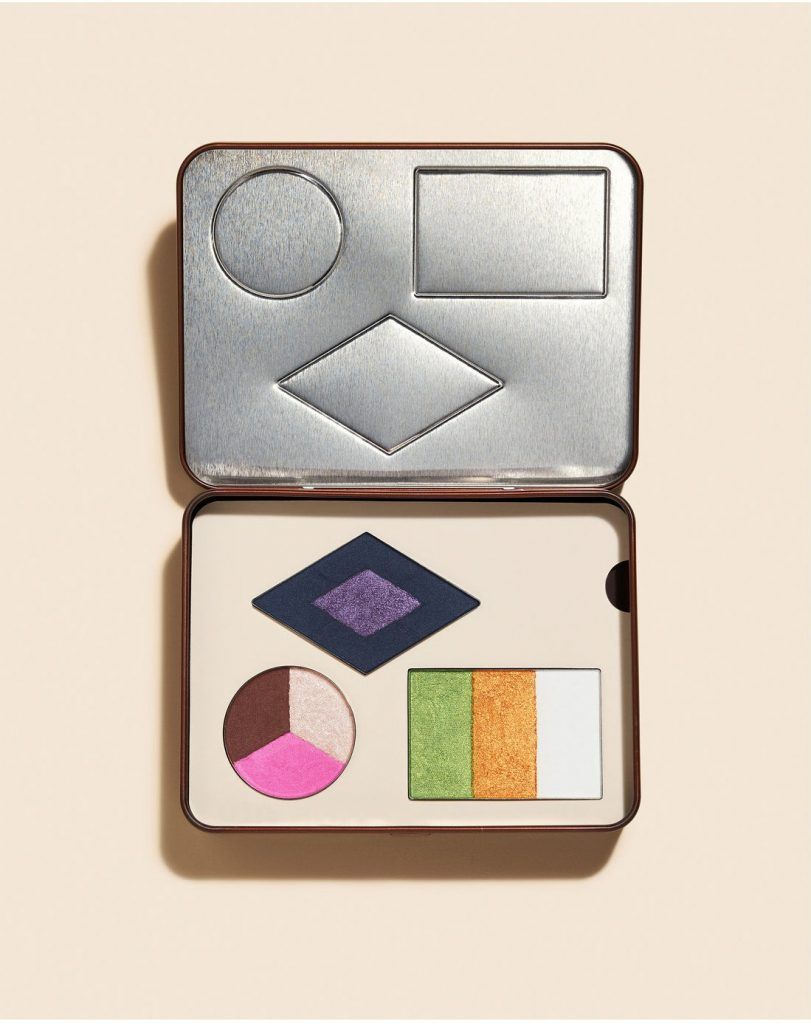 Harry Styles adds make-up products his beauty barnd, Pleasing