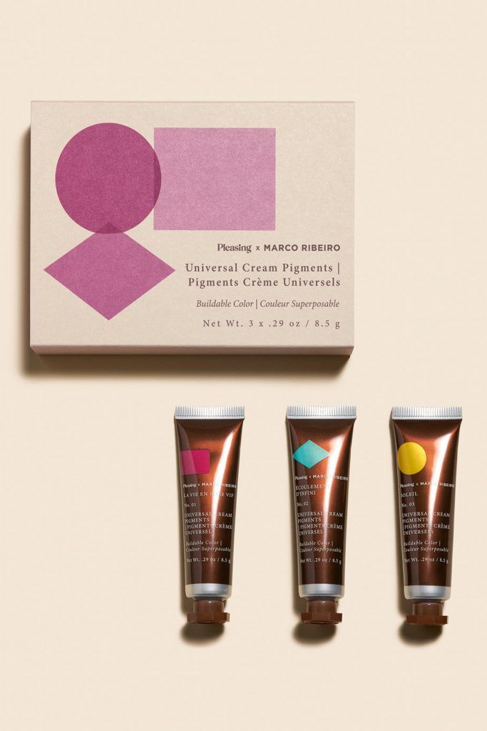 Harry Styles adds make-up products his beauty barnd, Pleasing