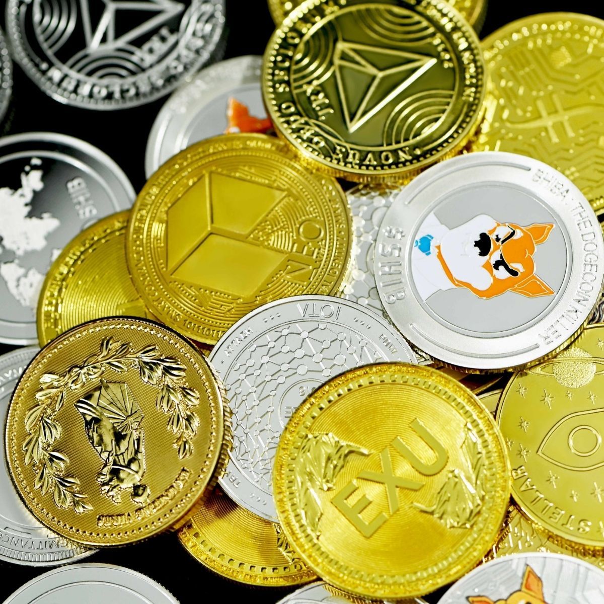 What are altcoins and how are they different from Bitcoin?