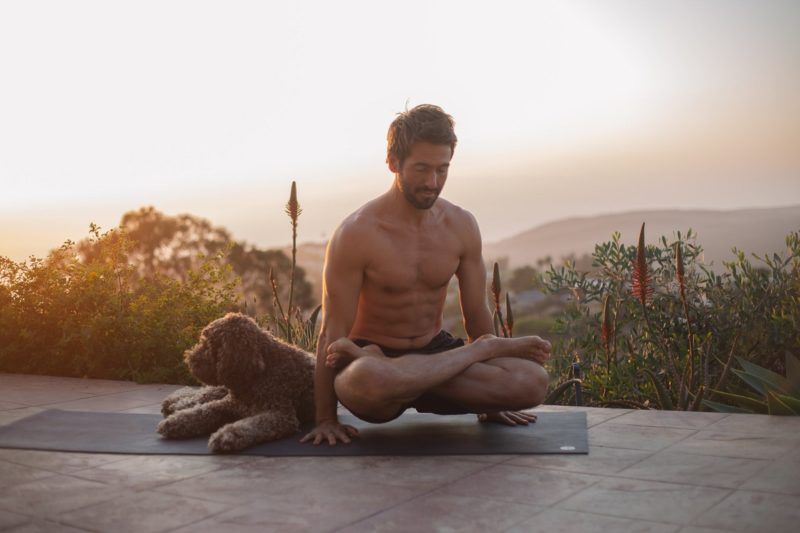 Follow these 11 YouTube accounts for free yoga lessons