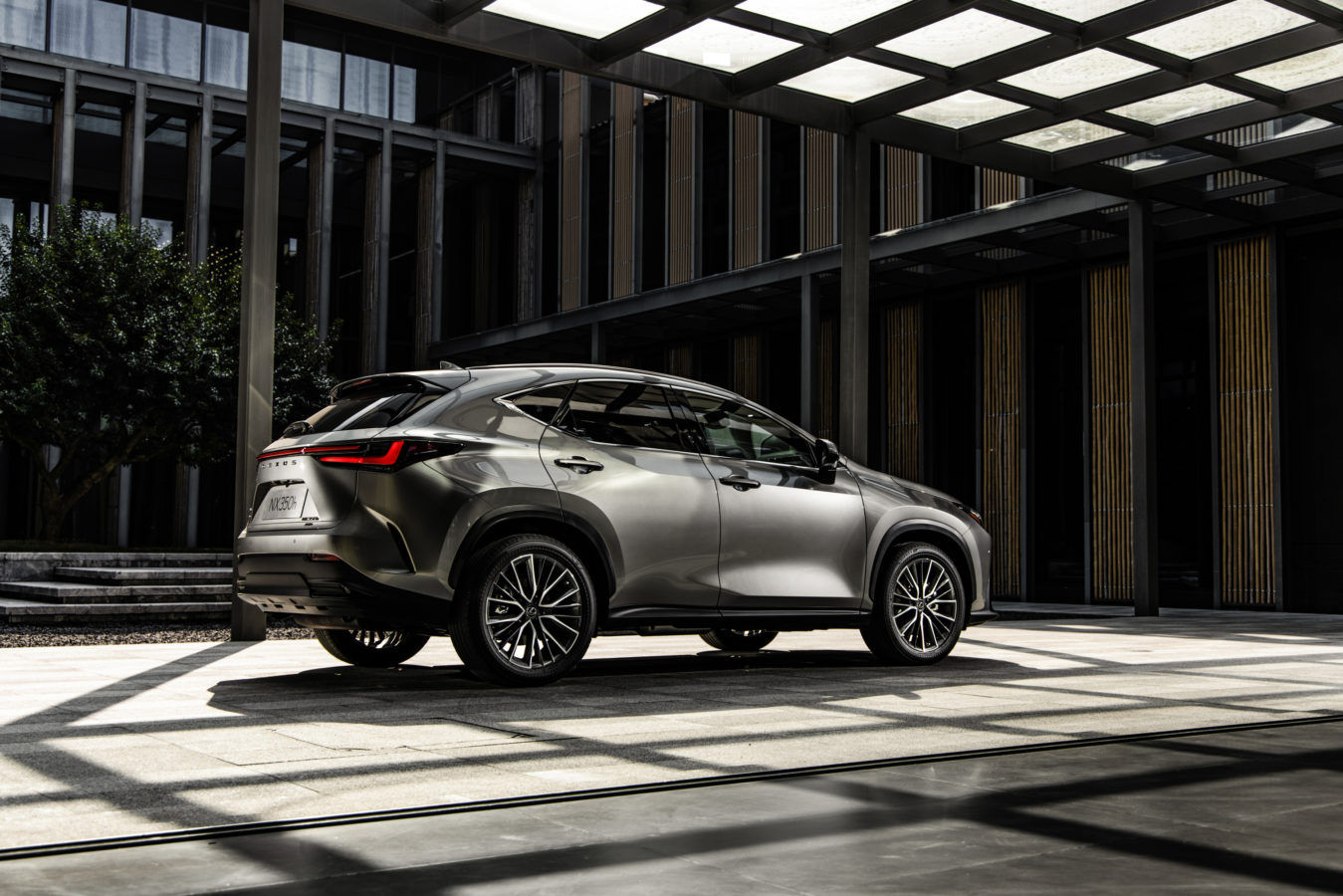 LSA Reviews: The Lexus NX 350h - Ergonomic genius and nifty hybrid