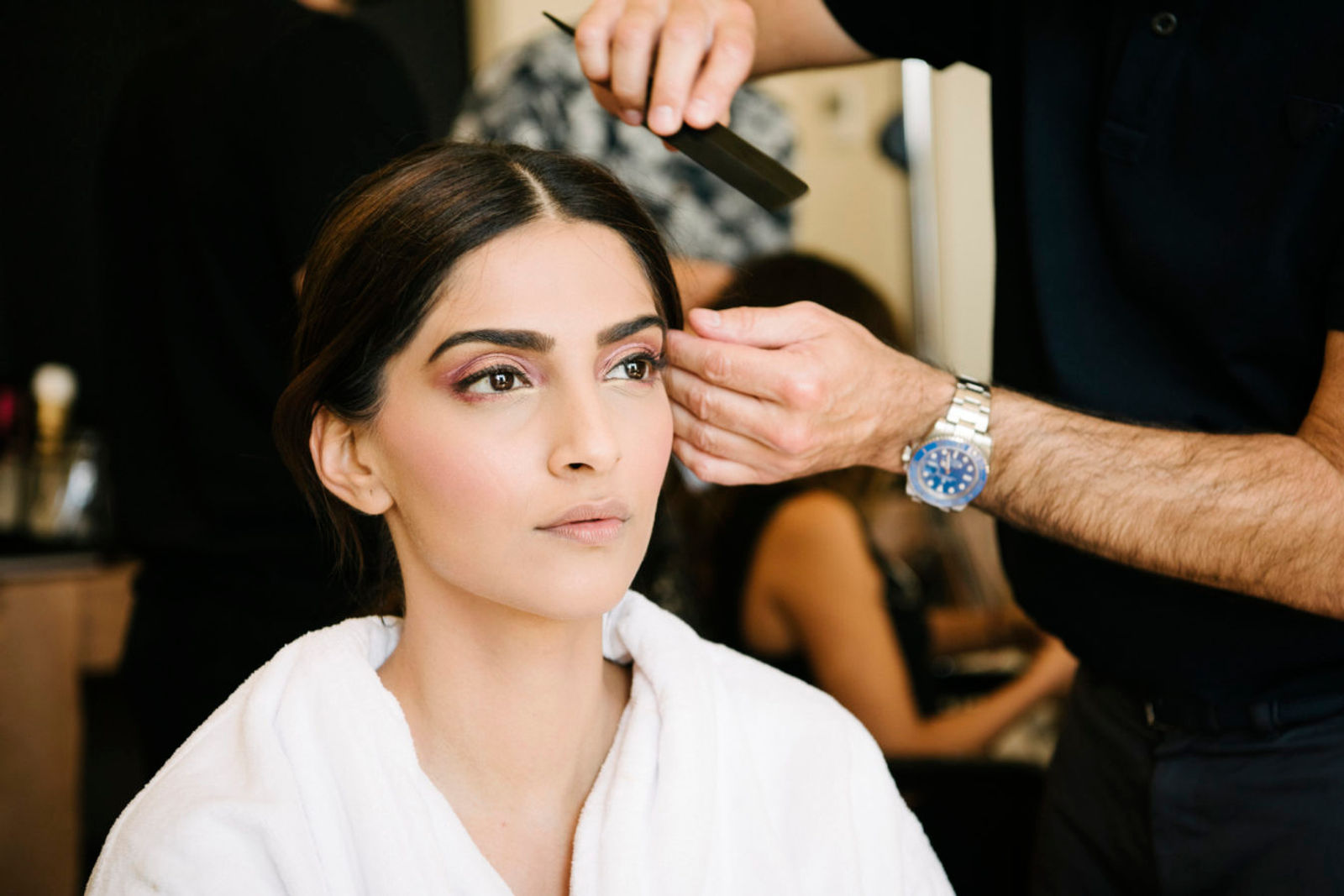 Baking your makeup is the key to sweat-proof skin this summer