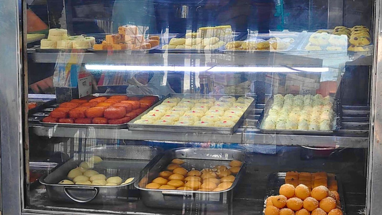 These 100-year-old famous sweet shops in Kolkata serve sweet stories