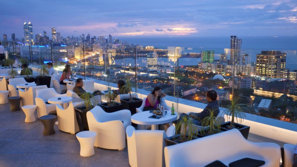 #LSAEATS: Best rooftop bars in India and their best cocktails
