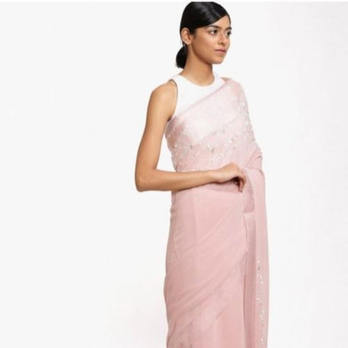 Be a head turner with these beautiful ethnic Diwali dresses for women