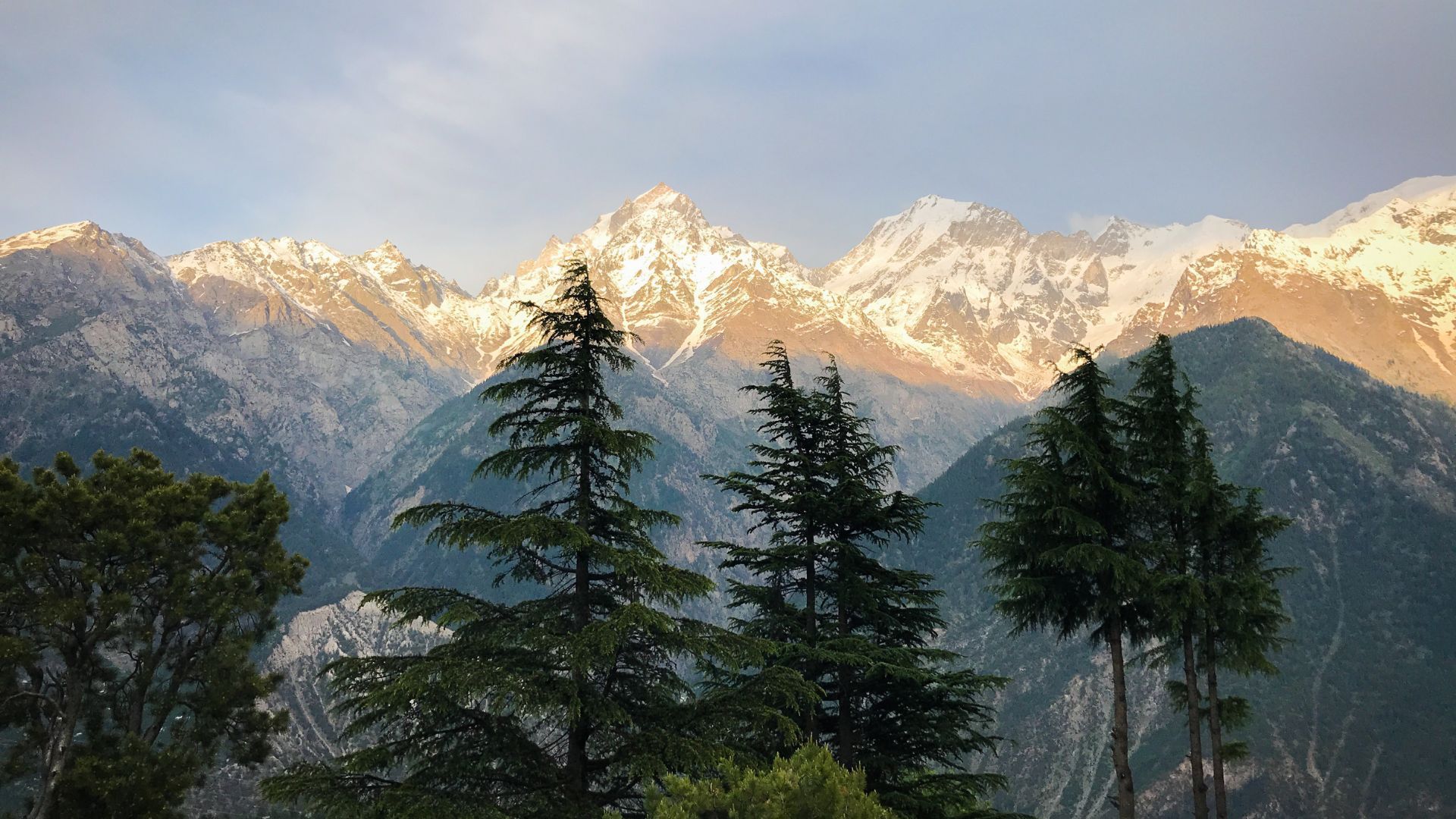 White winter destinations to experience snowfall in India