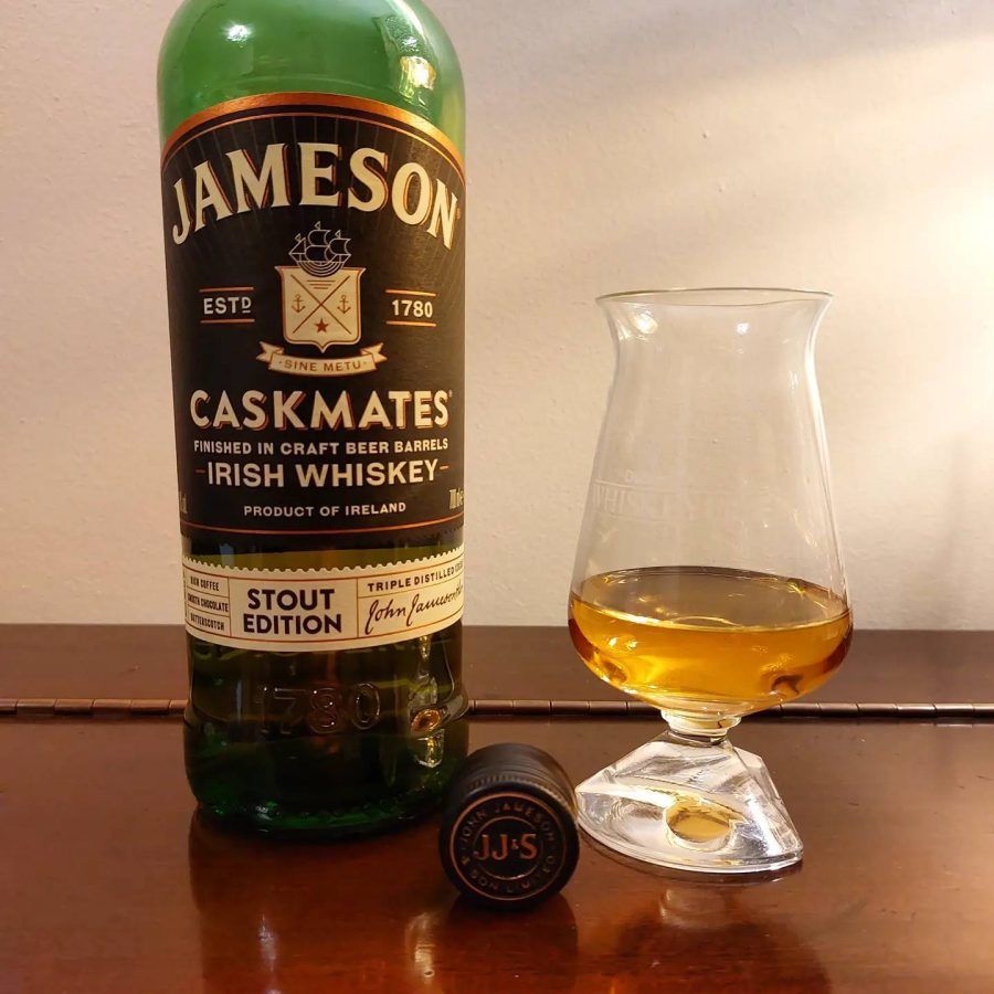 Whiskey bottles under Rs 3000 that are a must-have for your home bar