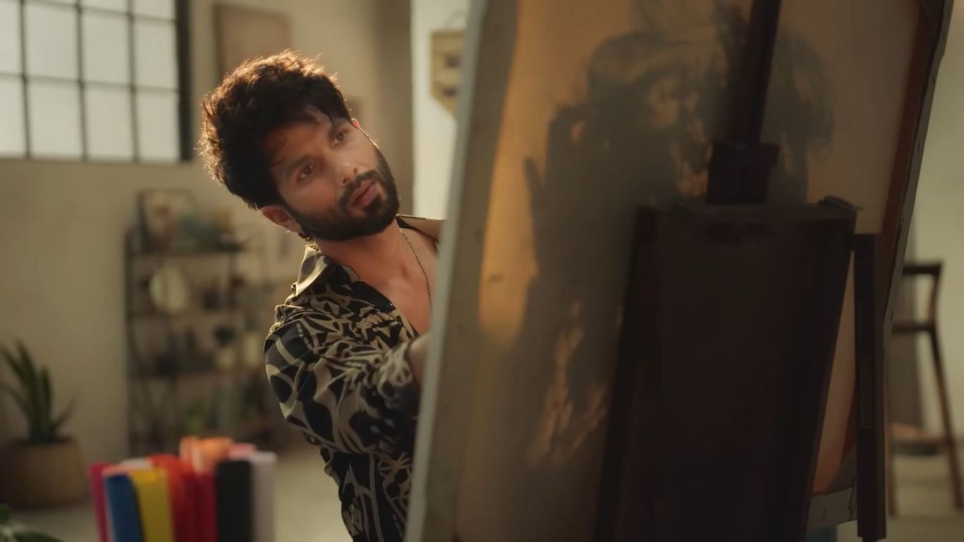 Amazon Prime releases the motion poster of Shahid Kapoor's 'Farzi'
