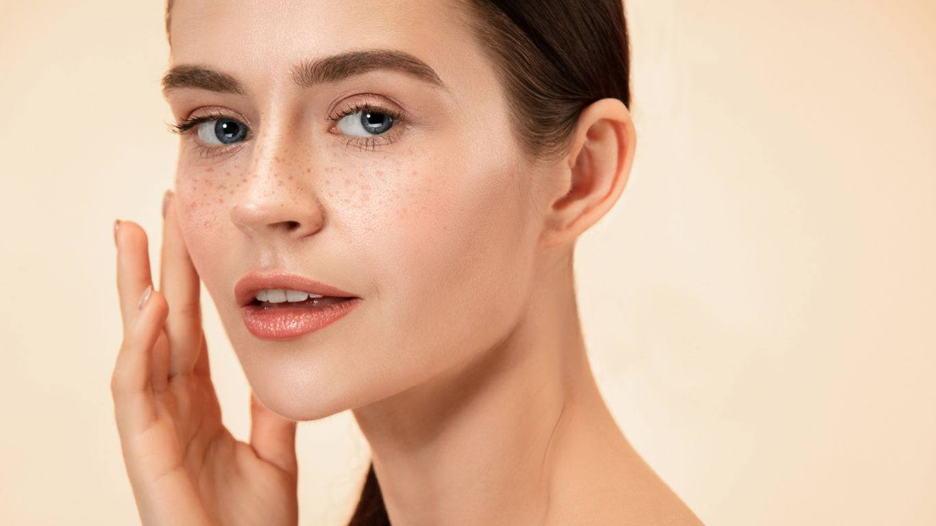 A guide to minimising your skin pores