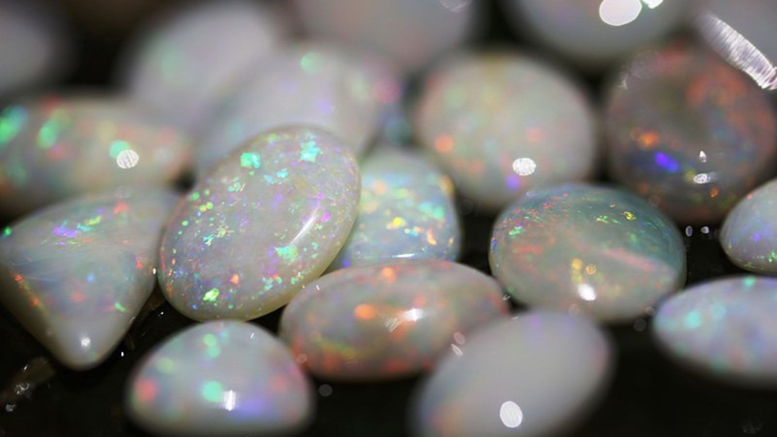 Find your Lucky stone as per your Chinese zodiac sign and spirit animals