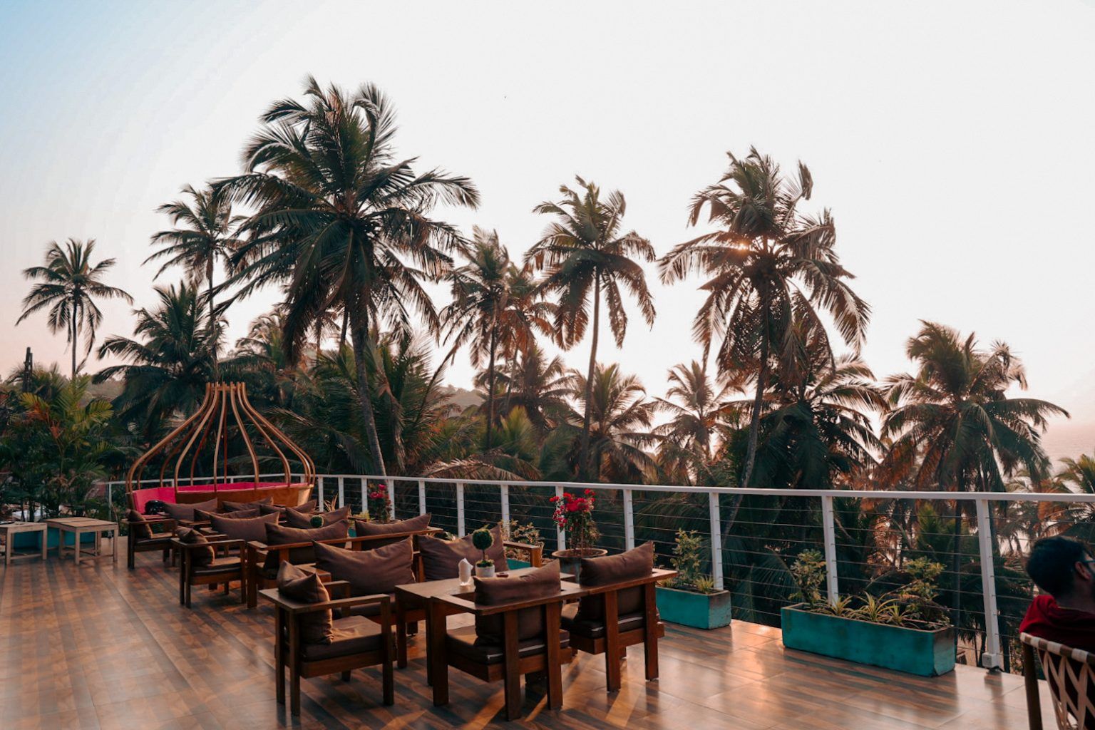 Occo: Vagator makes room for a Stunning Beachside Restaurant-Bar.