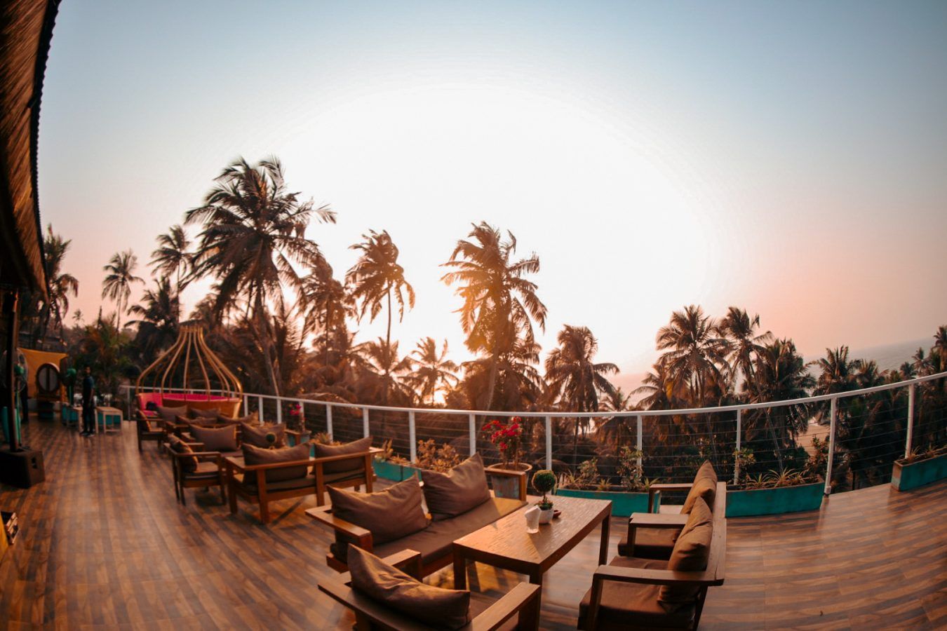 Occo: Vagator makes room for a Stunning Beachside Restaurant-Bar.