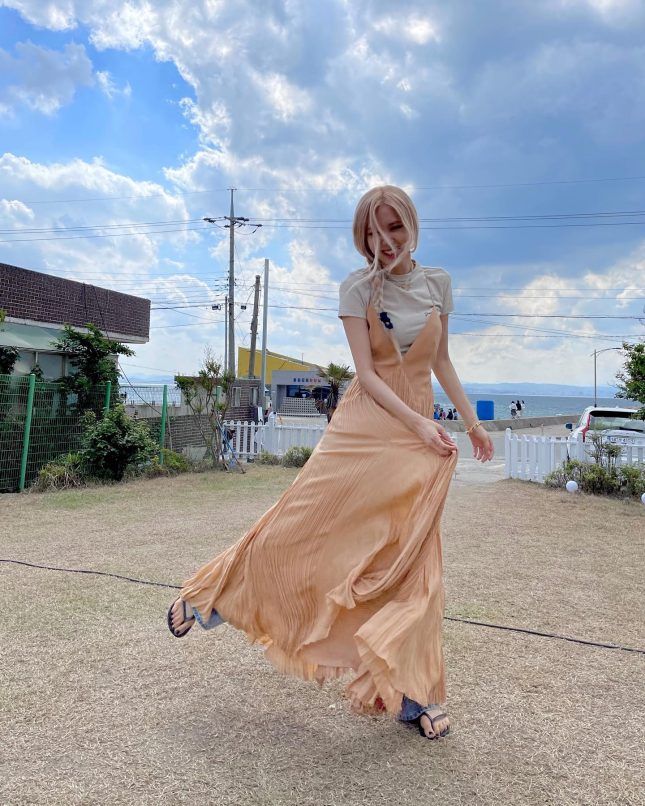 Follow BLACKPINK Rose s sartorial elegance with these Instagram looks