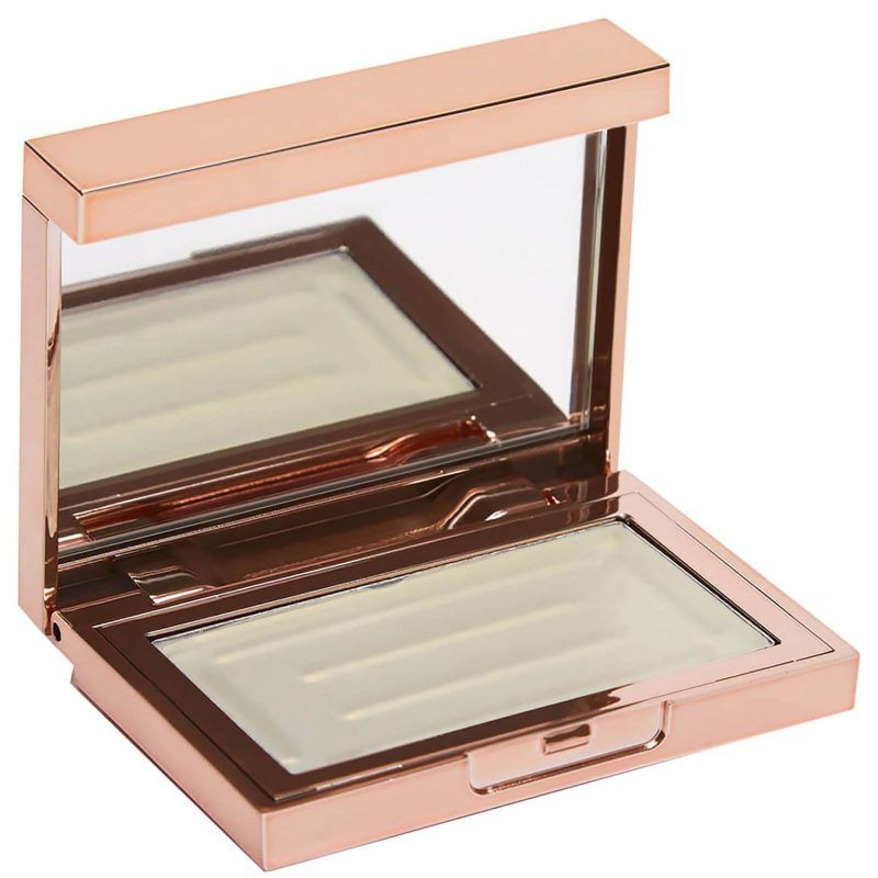 Achieve fluffy soap brows in just a few seamless swipes