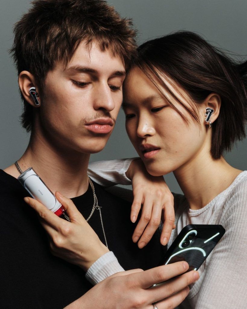 Nothing Ear (2) vs Nothing Ear (stick): Which one suits you better?