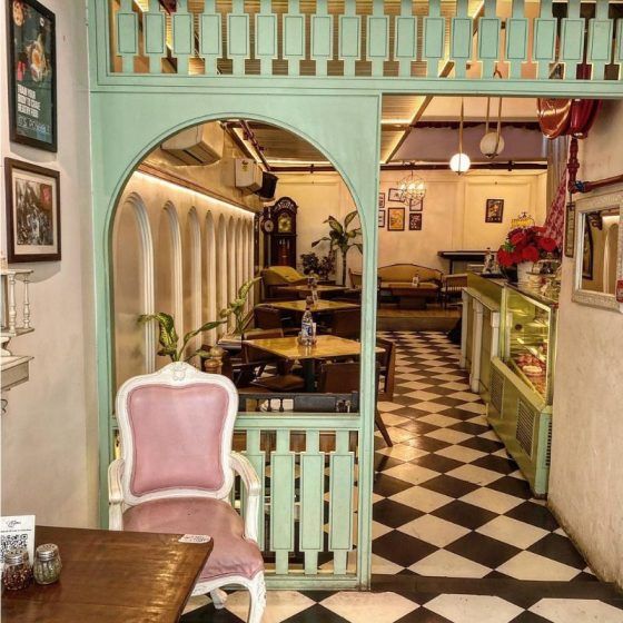 10 Best Cafes in Hauz Khas, to have fine dine experience in Delhi