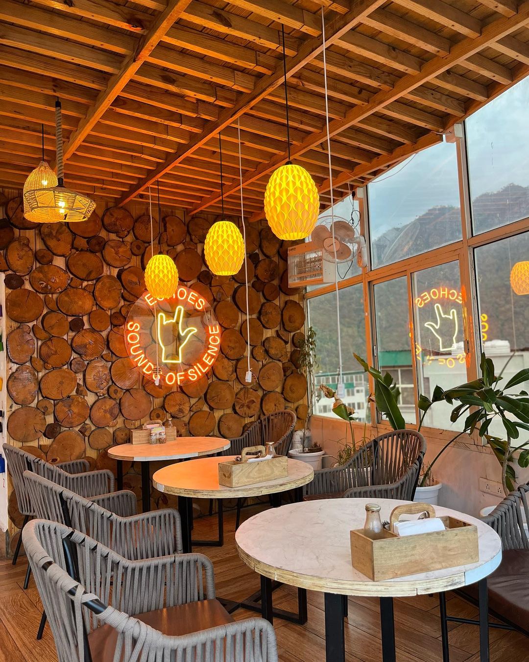 Echoes Café: A cafe run by disabled staff