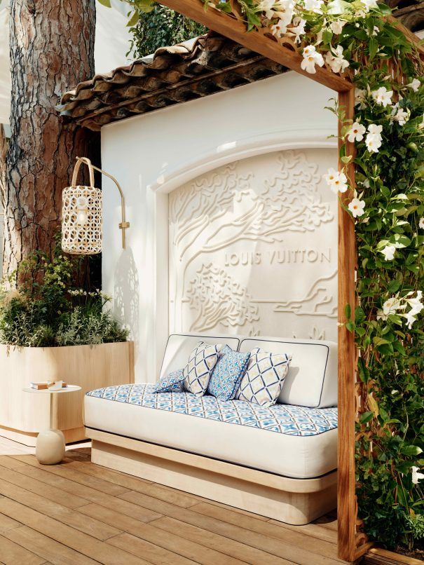 Louis Vuitton opens doors to its new restaurant in Saint Tropez