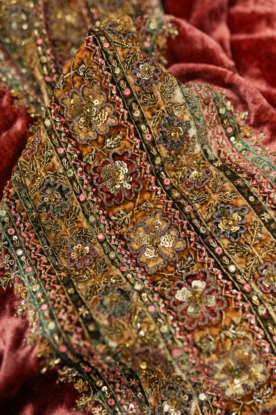 Ritu Kumar returns to the FDCI x India Couture Week 2023 runway