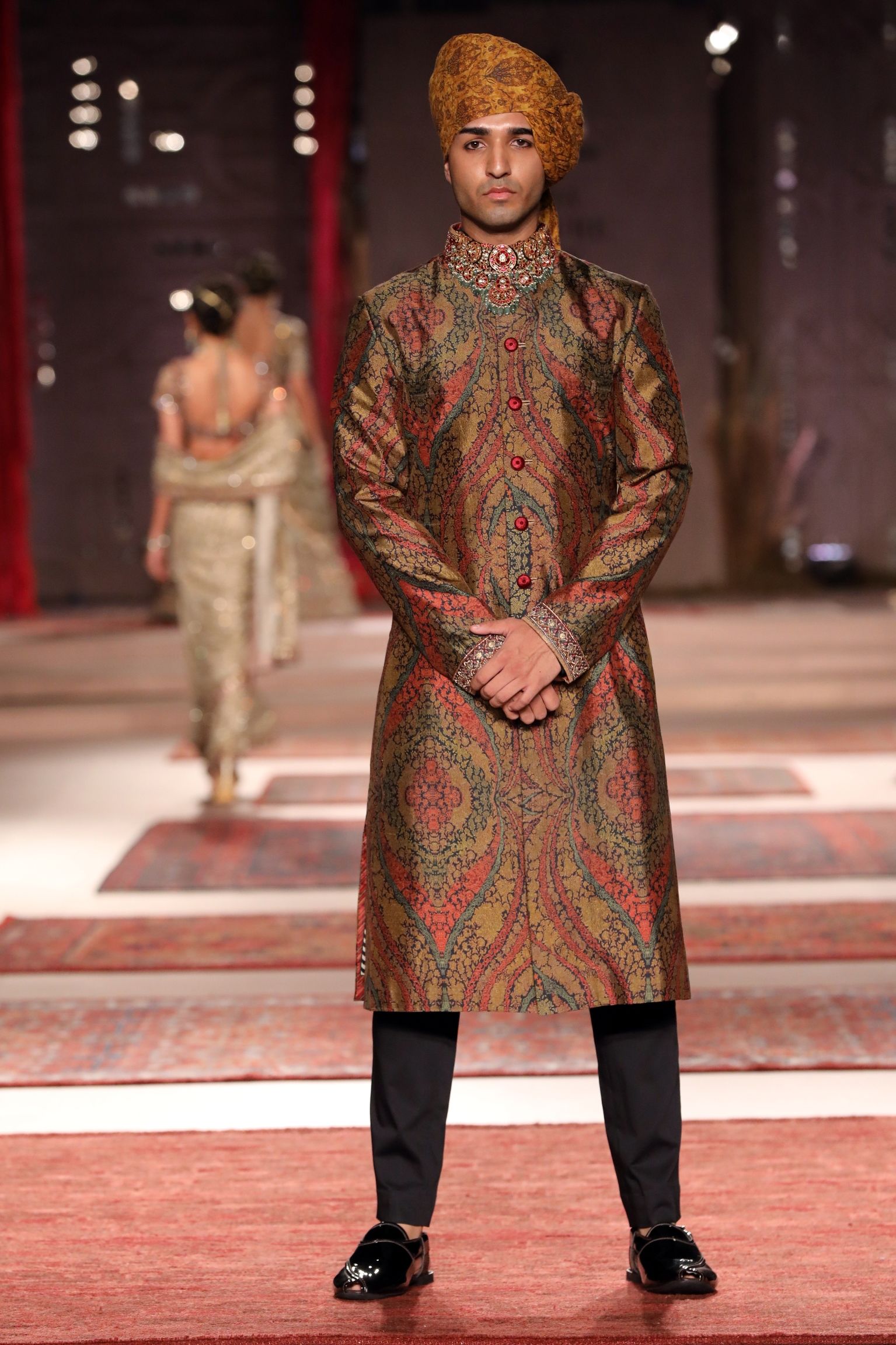 JJ Valaya new collection Baroda launches at India Couture Week 2023