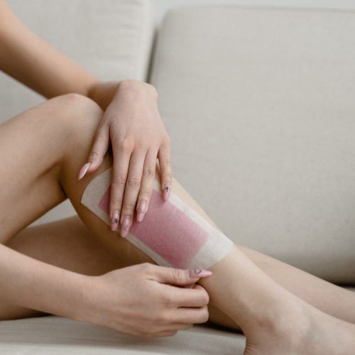 Waxing Guide for effective hair removal: Know the best wax, pros and cons