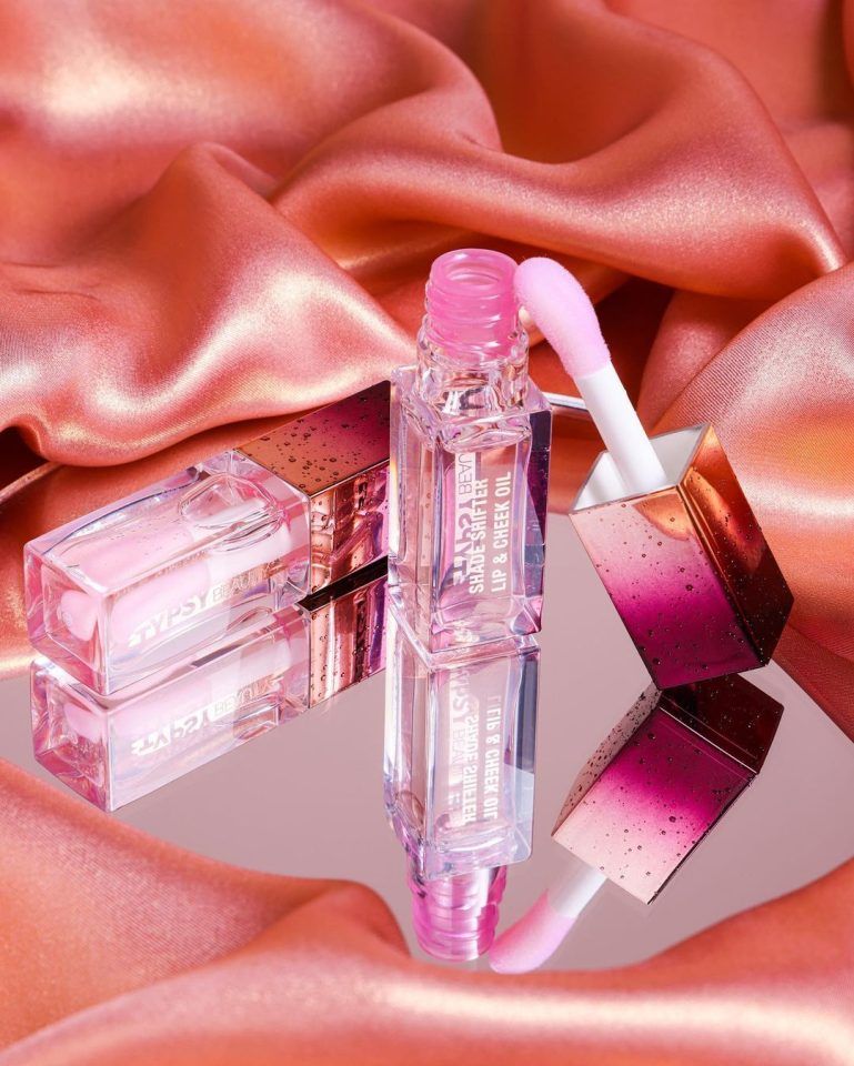 Are colour-changing makeup products worth all this hype? Let's find out!