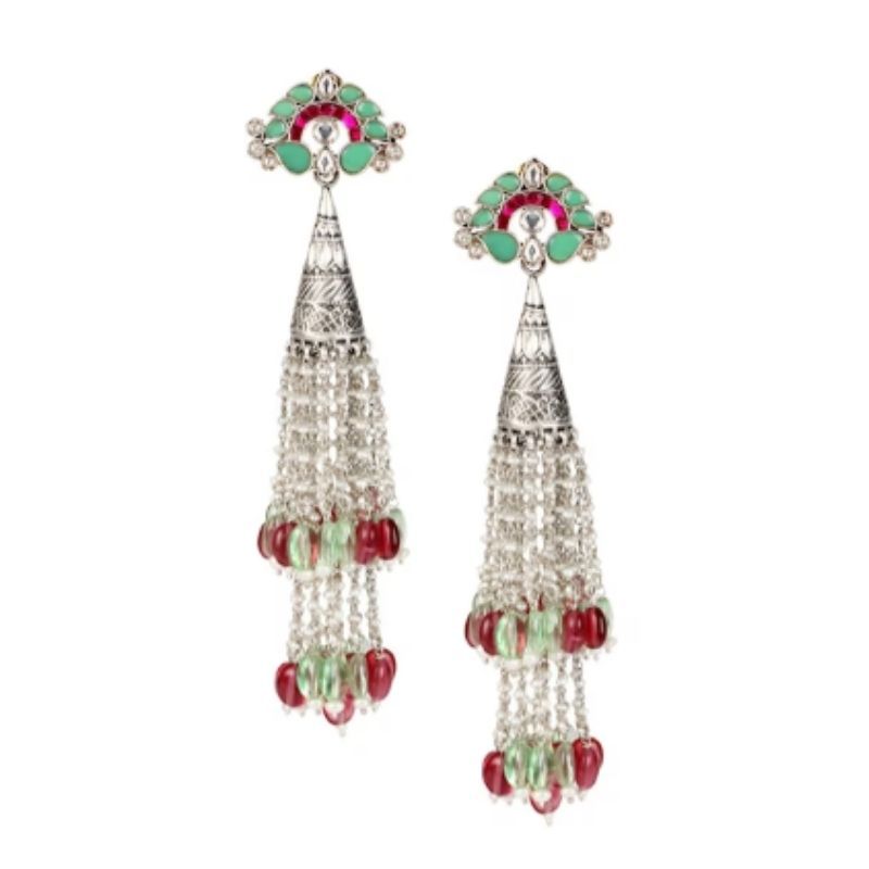 Silver Earrings: Must-have earring designs for women this festive season
