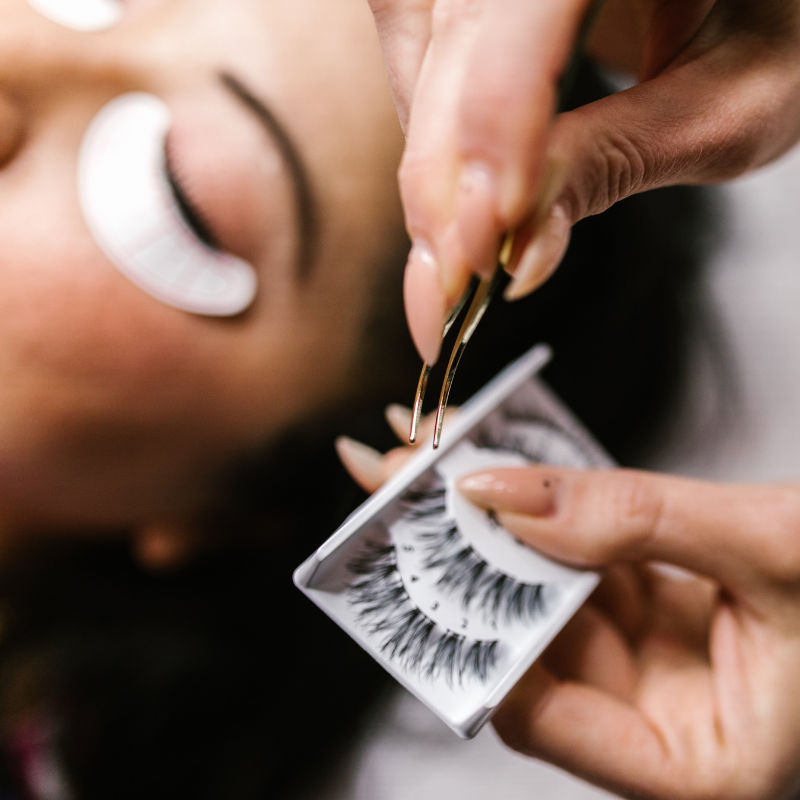 A beginner's guide to individual lashes