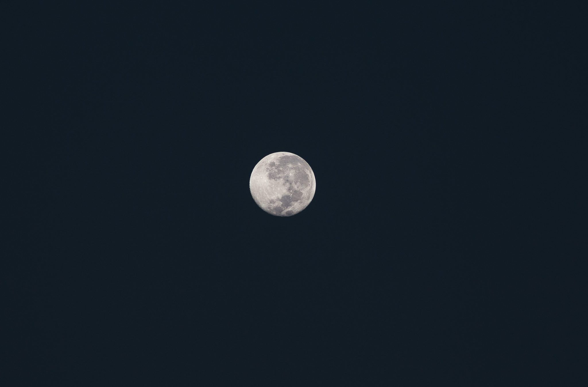 All about the full hunter's moon of October and its effects on zodiacs