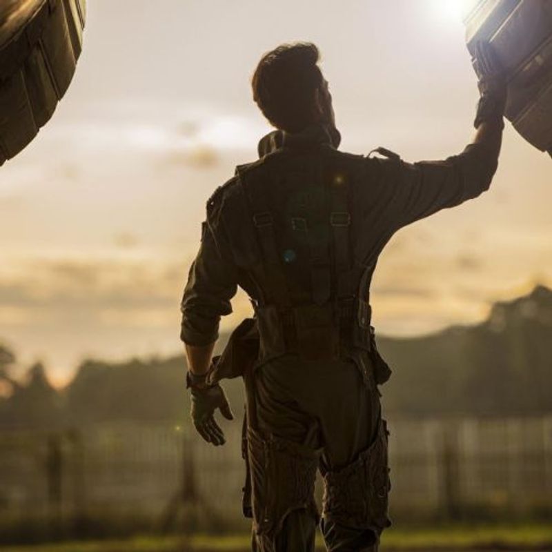 Fighter movie X review: Deepika Padukone & Hrithik Roshan impress fans