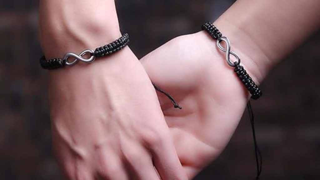 Celebrate the love this Valentine's Day with these Couple Bracelets