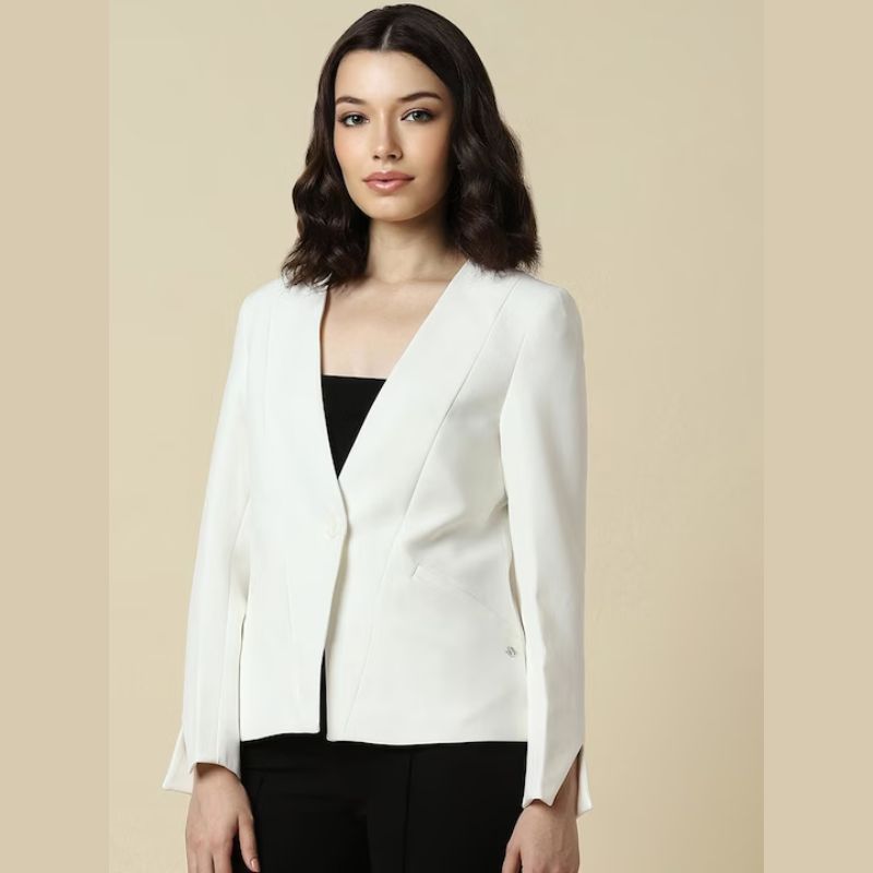 Women’s Day Outfit Ideas: Explore Boss lady inspired outfit