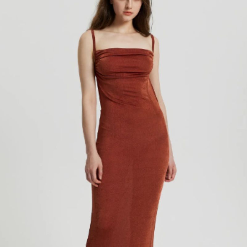 Want to build a capsule wardrobe? Here's the ultimate guide for you