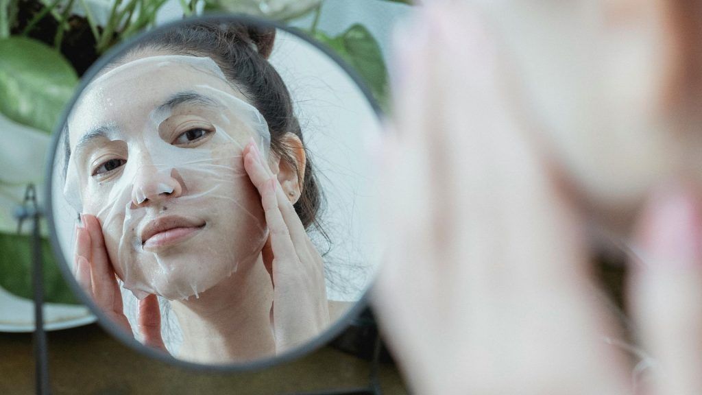 Best Korean face sheet masks that K-celebs love to use for glass skin