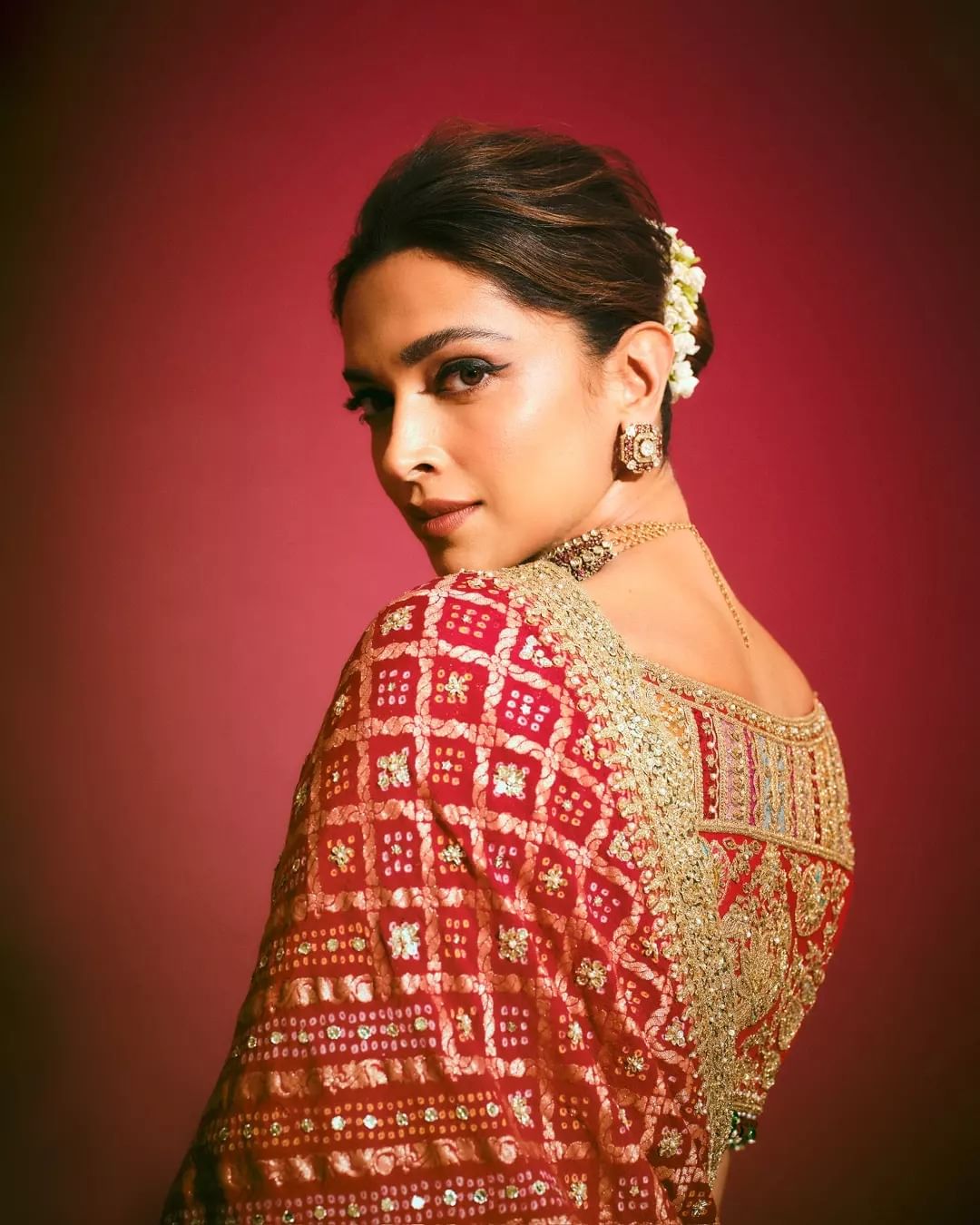Rediscovering the Gharchola saree, courtesy of Bollywood celebrities