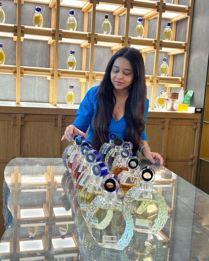 Struggling to figure how to apply perfume? Here's all you need to know!