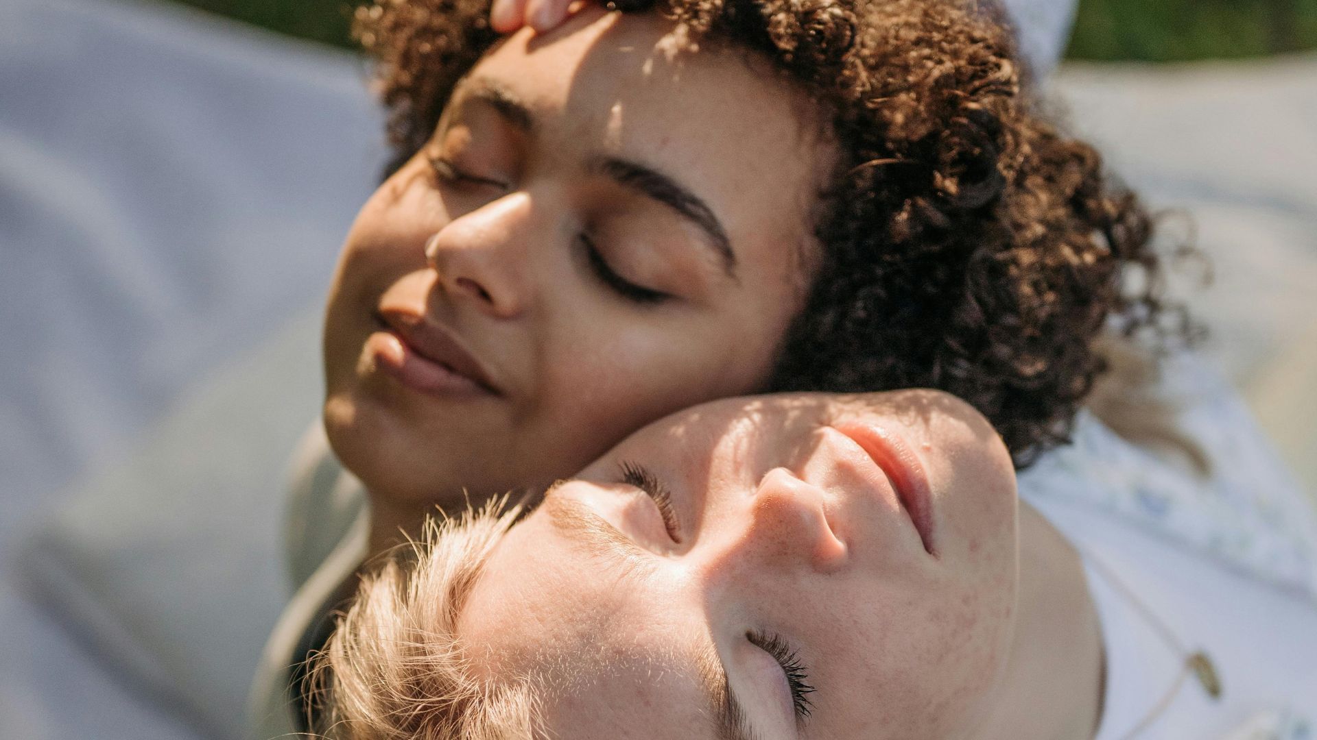 Find out the most loyal zodiac signs in relationship | LifestyleAsia India