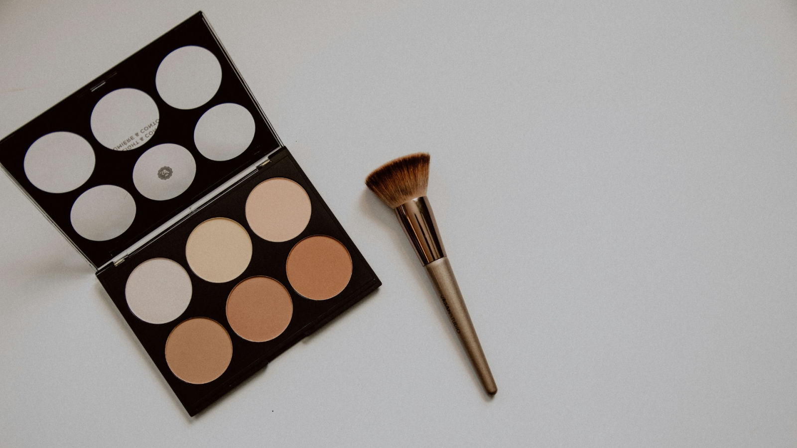 The best countouring palettes for your face and where to buy them