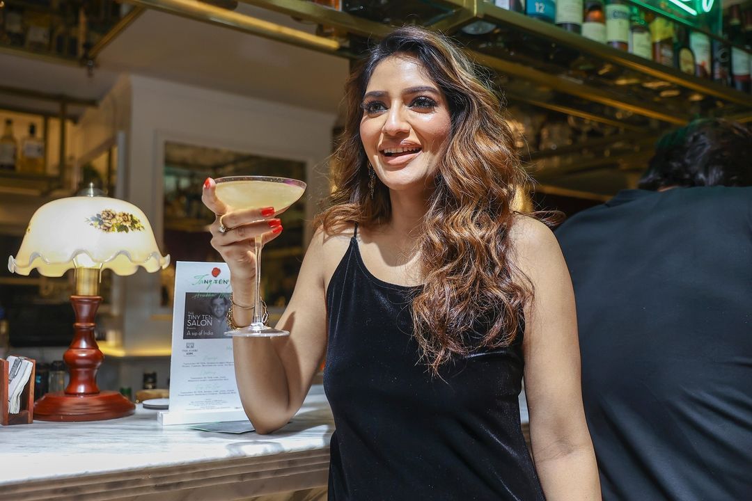 The Tiny Ten Salon presents A Sip of India in Kolkata with Tanqueray